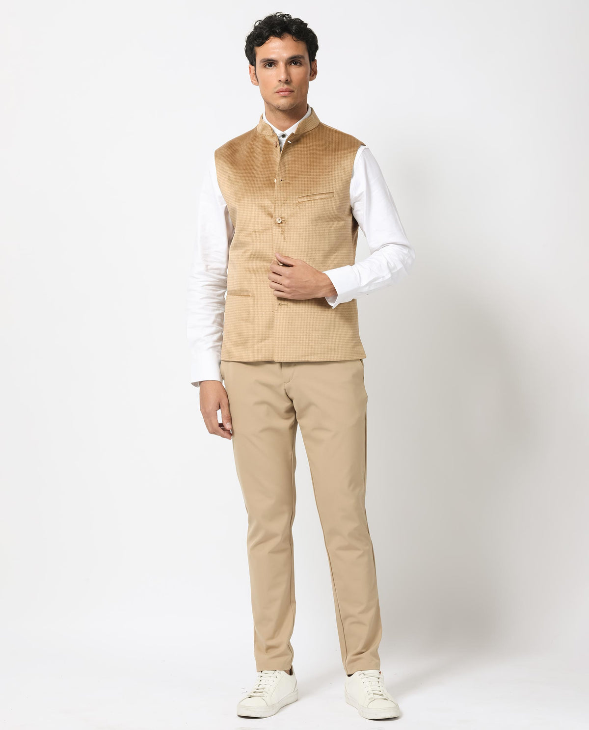 Rare Rabbit Men's Emerald Light Beige Mandarin Collar Sleeveless Textu