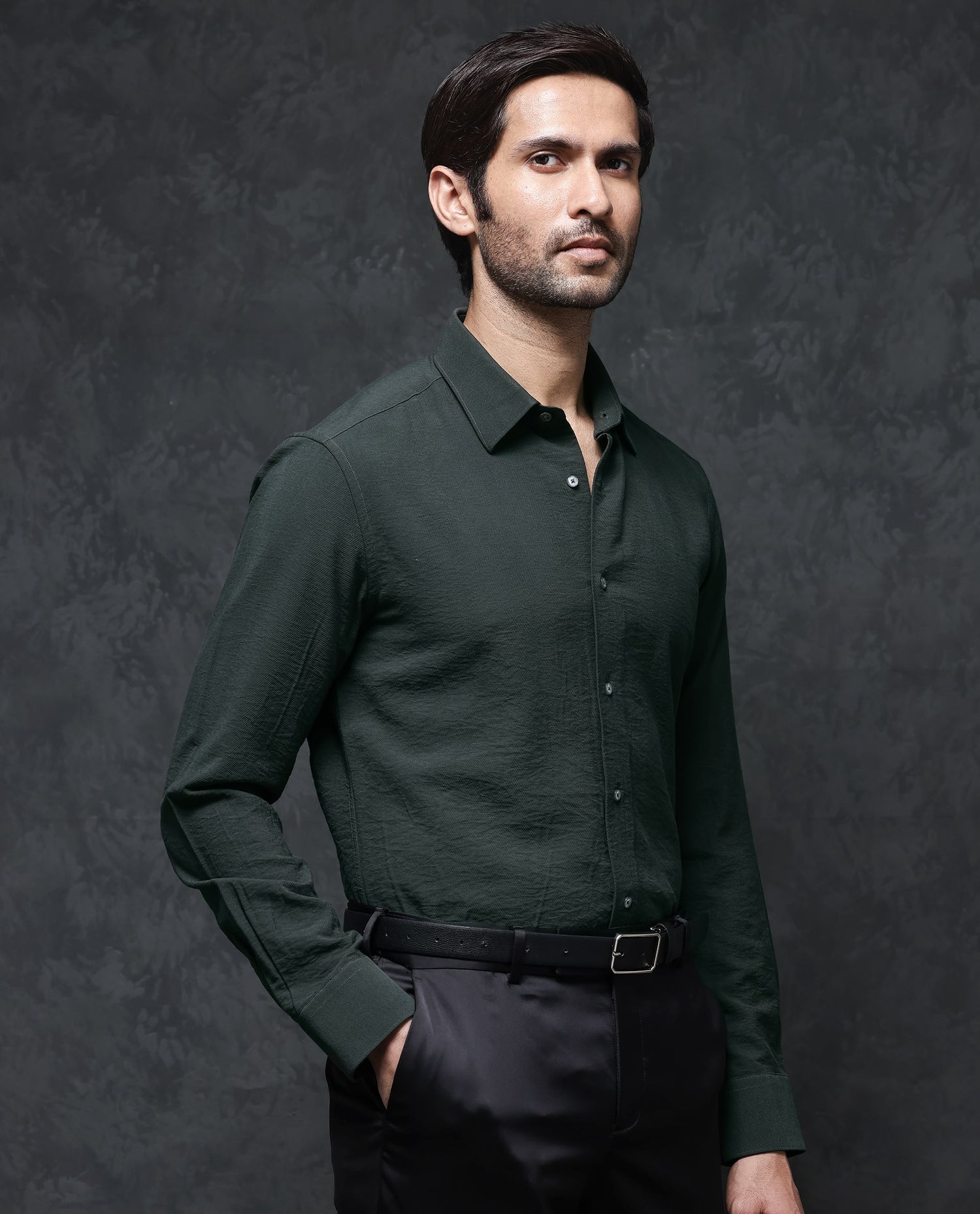 Rare Rabbit Mens Esty Dark Green Viscose Nylon Fabric Full Sleeves Sol