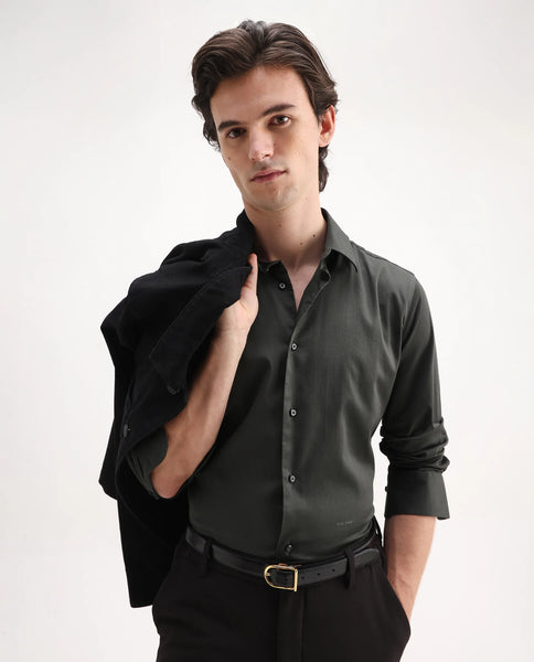 Rare Rabbit Men's Holla-26 Olive Cotton Plain Regular Fit Full Sleeve