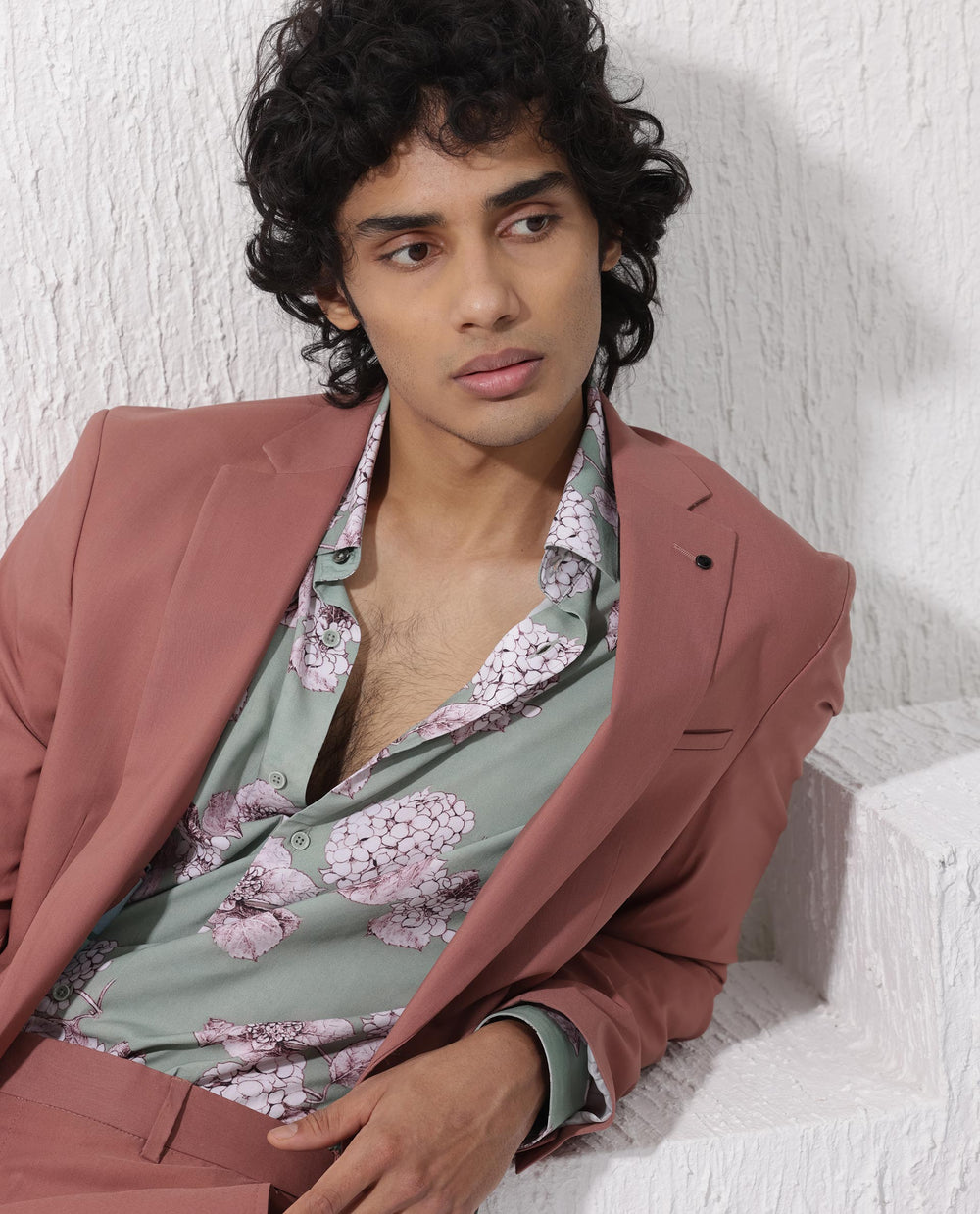 Rare Rabbit Men's Oscar Pastel Pink Polyester Viscose Fabric Notch Lap
