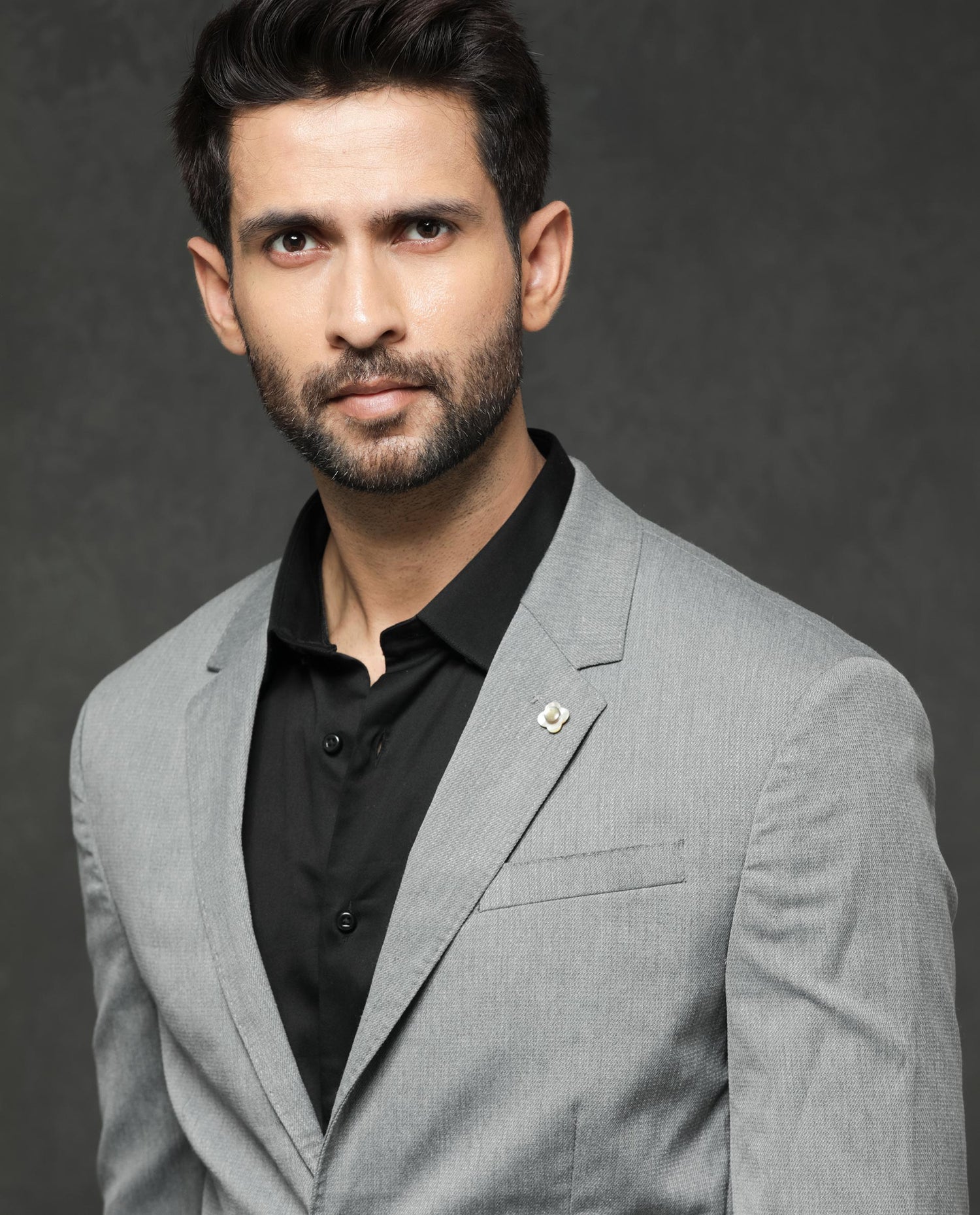 Rare Rabbit Men's Zanza Grey Polyester Viscose Fabric Notch Lapel Butt