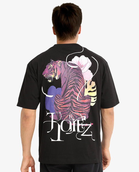 Rare Rabbit Men Knix Black Short Sleeve Crew Neck Oversized Fit Animal